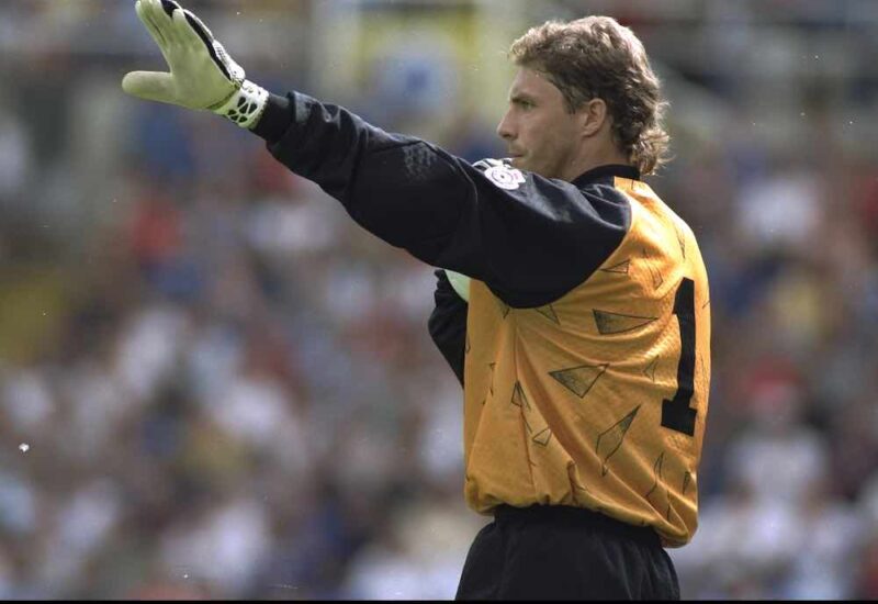 Exclusive: Craig Forrest on losing 9-0 to Man Utd and winning the Gold ...