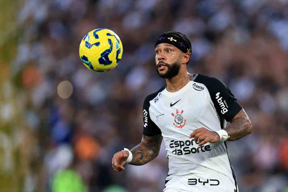 Memphis Depay Helps Corinthians To Brazilian Cup Win